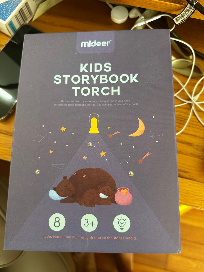Kids storybook torch, Hobbies & Toys, Toys & Games on Carousell
