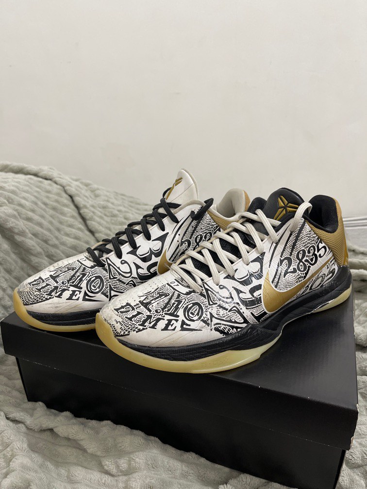 Kobe V Proto 1/2 Size 10 Mens, Men's Fashion, Footwear, Sneakers on ...