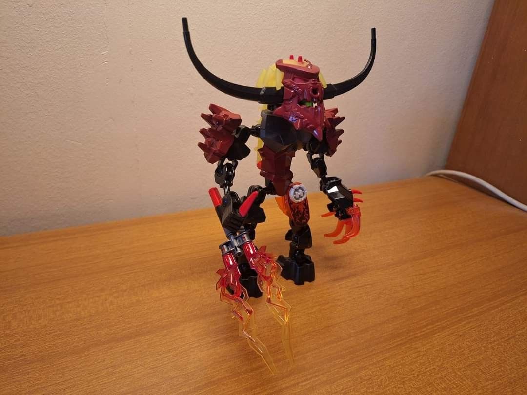 LEGO Hero Factory Pyrox, Hobbies & Toys, Toys & Games on Carousell