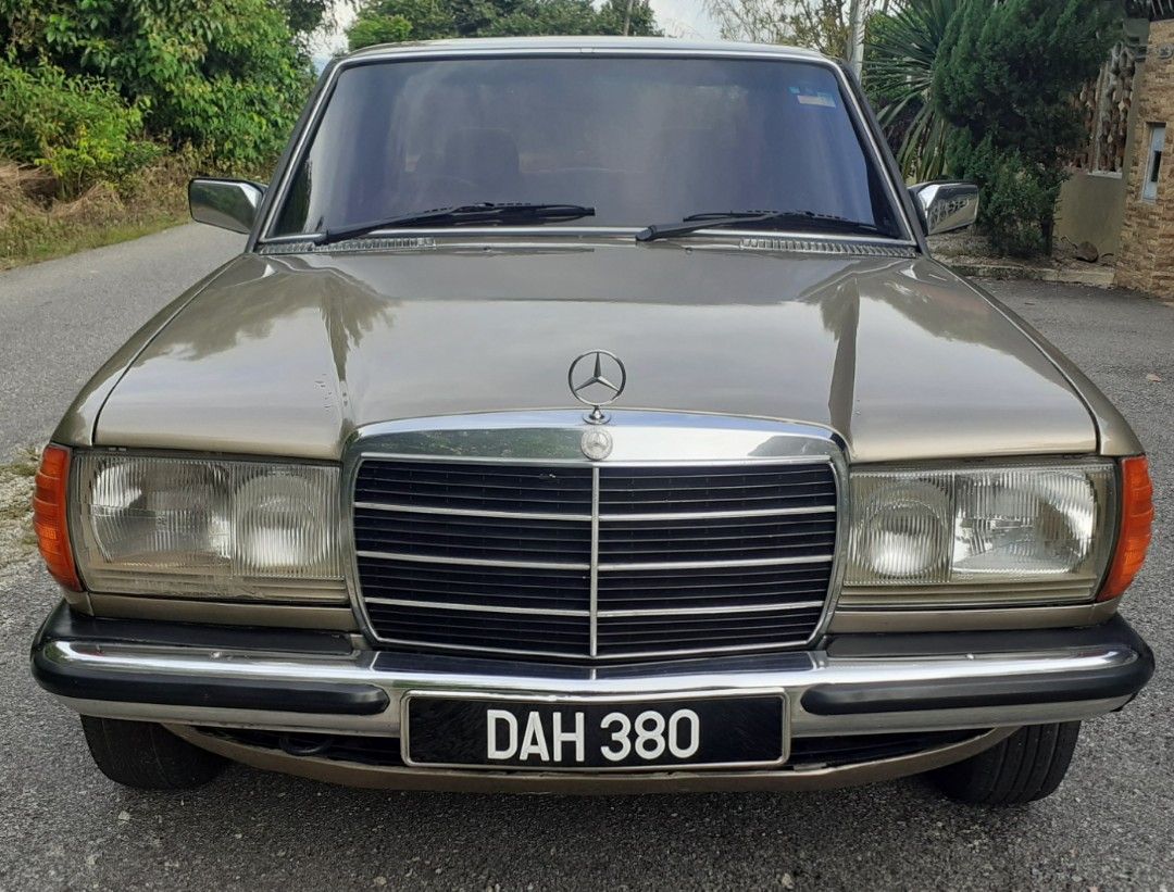 Mercedes Benz W123 230E 1985, Cars, Cars for Sale on Carousell