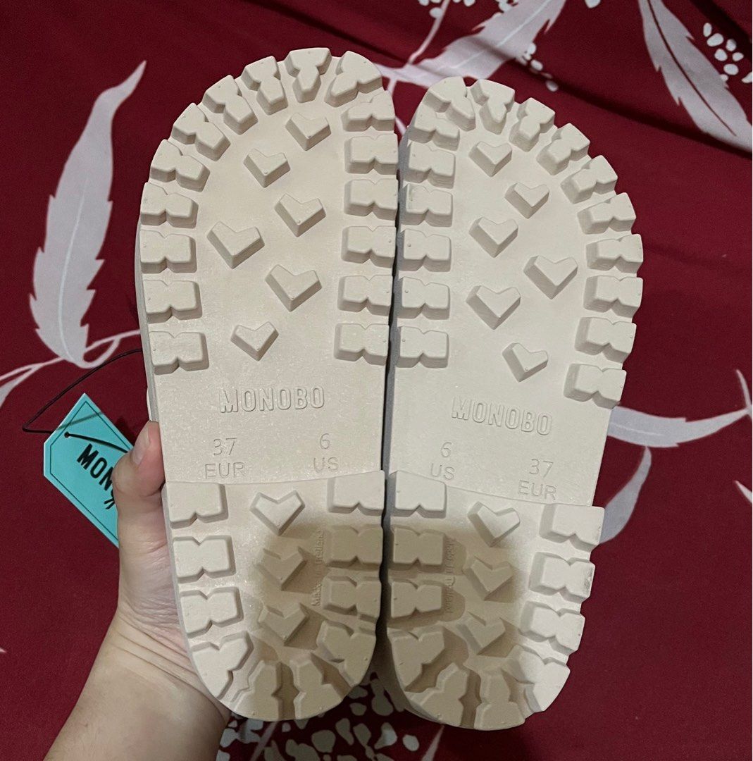 Monobo super jello 2, Women's Fashion, Footwear, Slippers and slides on ...