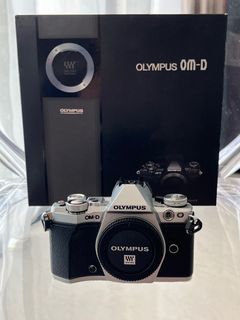 EM5 Mark II olympus M2, Photography, Cameras on Carousell
