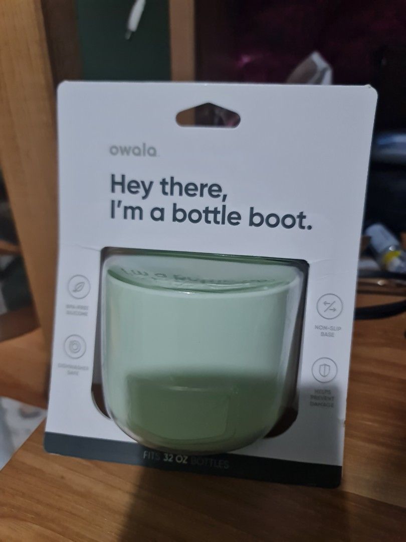 Owala boot 32 Oz, Furniture & Home Living, Kitchenware & Tableware ...