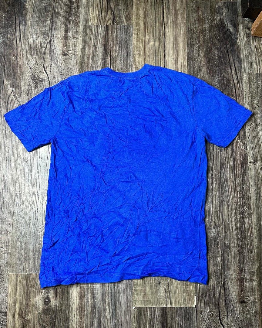 Pocari sweat kaos biru, Fesyen Pria, Pakaian , Atasan di Carousell