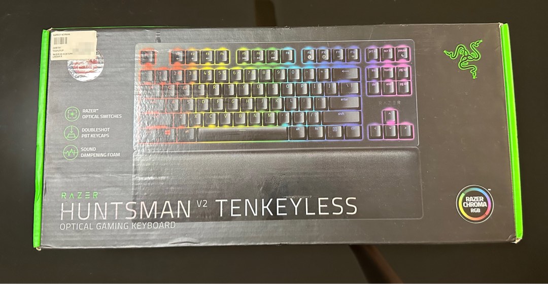 RAZER HUNTSMAN V2 TKL RED SWITCHES: Fastest Linear and Silent Red ...