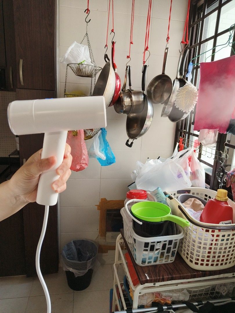 Simplus Garment Steamer Handheld Foldable 120ML Water Tank 5S Start Up 1200W Portable, TV & Home ...