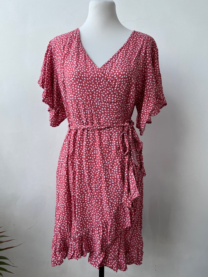 St Frock Wrap Around Dress, Women's Fashion, Dresses & Sets, Dresses on ...