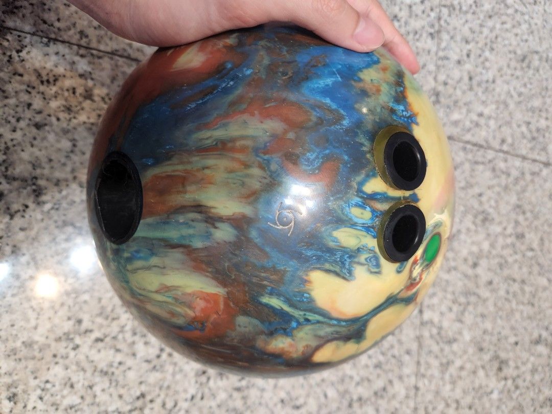 Storm Phaze Bowling ball, Sports Equipment, Sports & Games, Billiards ...