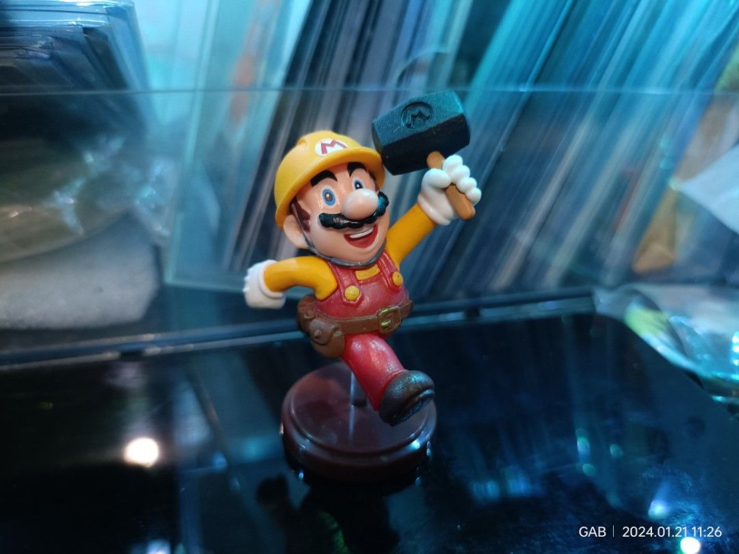 Super Mario - Builder Mario Mini Figure Gashapon Furuta, Hobbies & Toys ...
