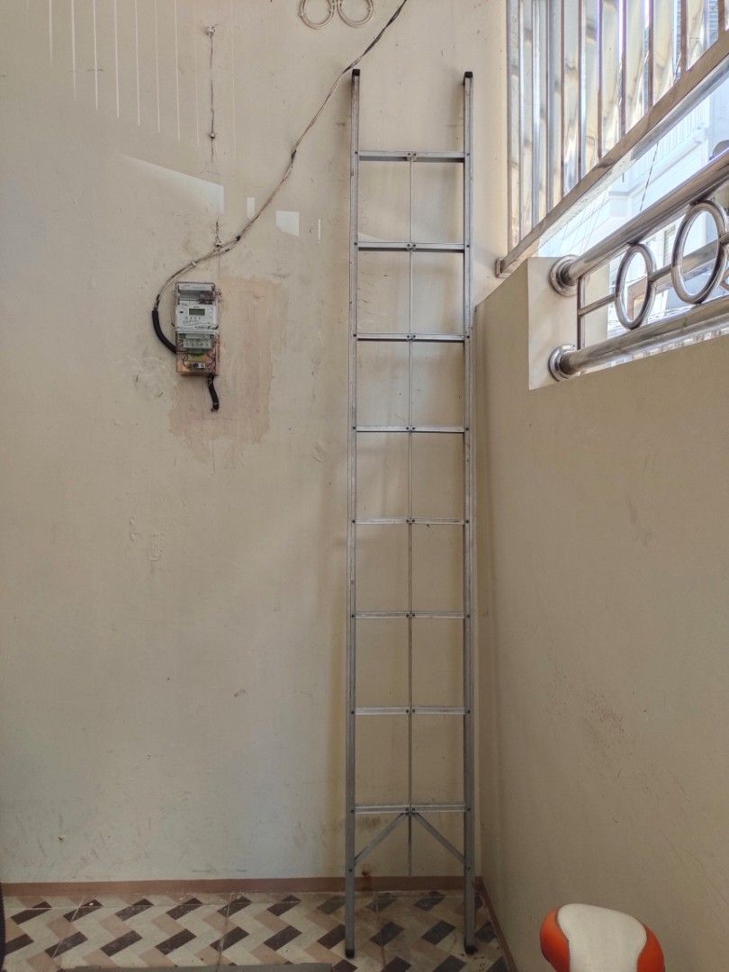 Tangga Lipat / Tangga Tukang, Perabotan Rumah di Carousell