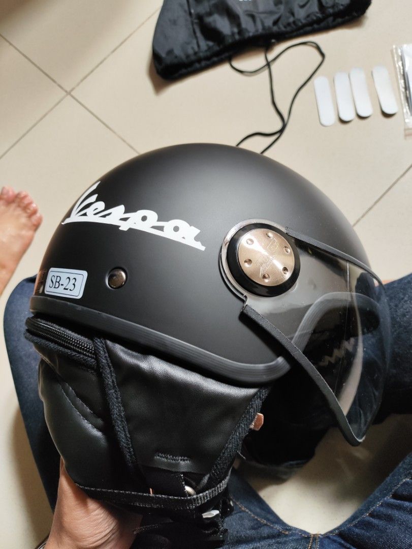 TNT Helmet Vespa Black Doff Original, Motor di Carousell