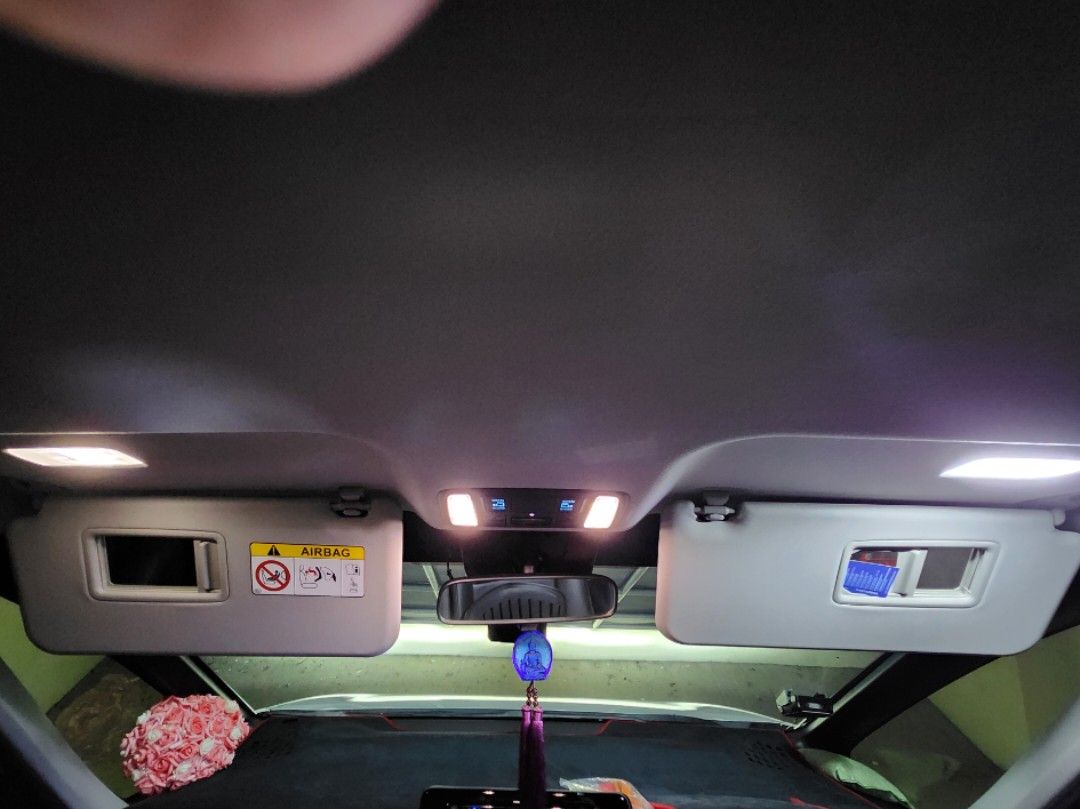 Toyota Noah Voxy Landy R90 cabin lights, Car Accessories, Electronics ...