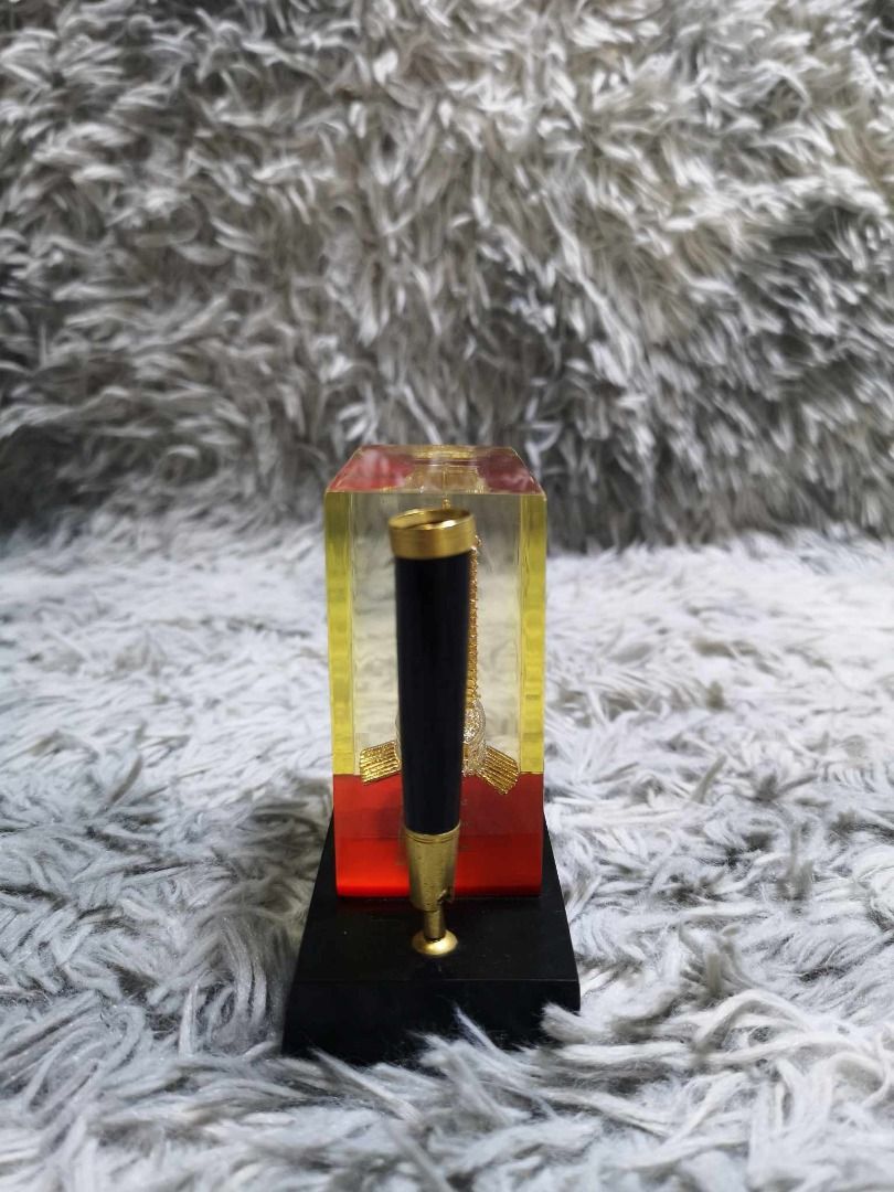 Turtle Ship Pen Stand, Furniture & Home Living, Office Furniture ...