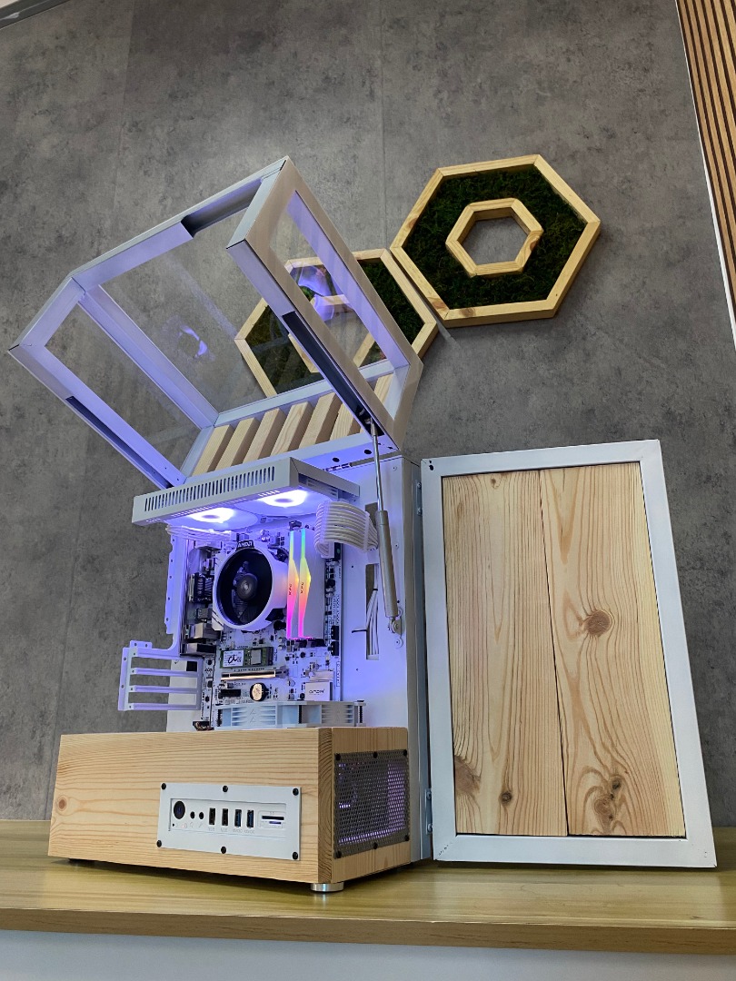 Unique White Gaming PC, Computers & Tech, Desktops on Carousell