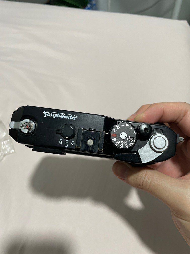 Voigtlander Bessa R w/ hand grip, Photography, Cameras on Carousell
