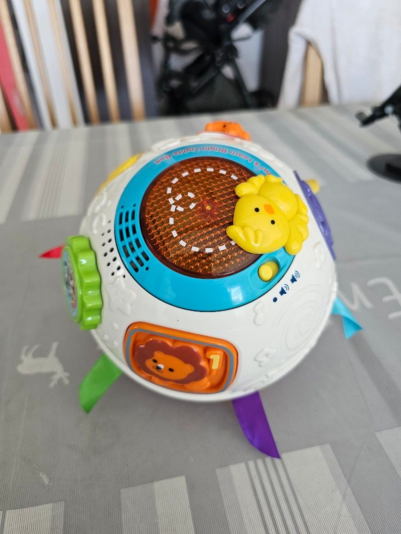 vtech wiggle and crawl ball, Babies & Kids, Infant Playtime on Carousell