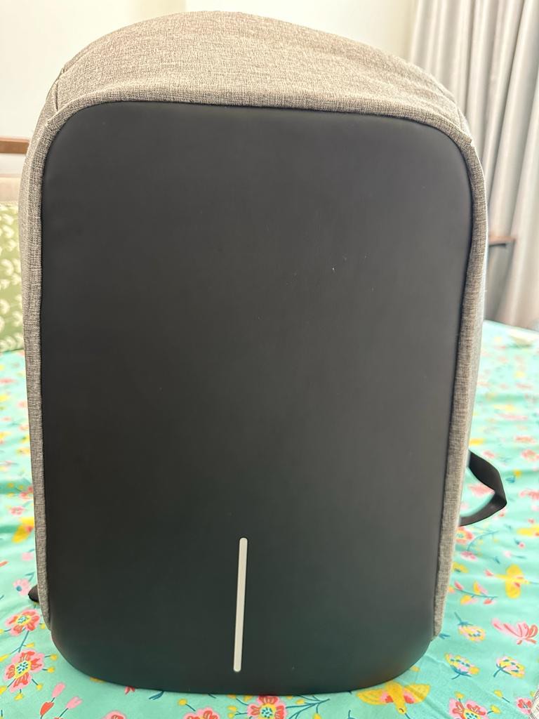 XD design laptop bag, Computers & Tech, Parts & Accessories, Laptop ...