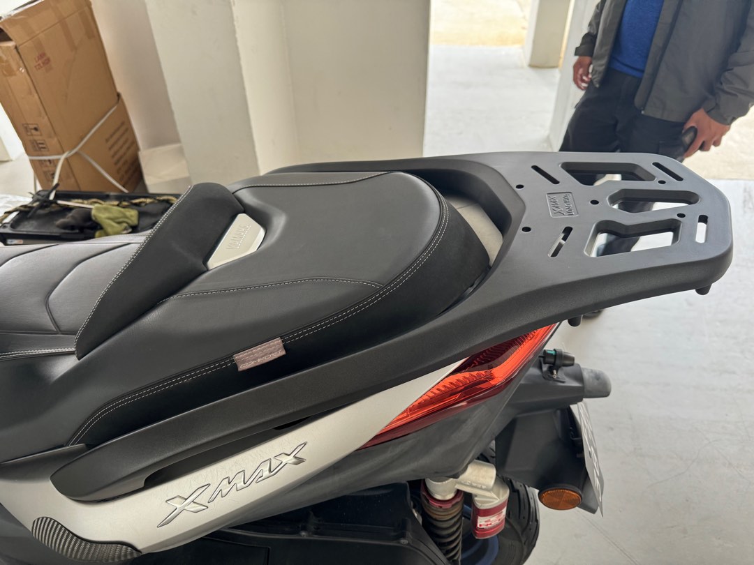 Xmax v1 /v2 short rack., Motorcycles, Motorcycle Accessories on Carousell