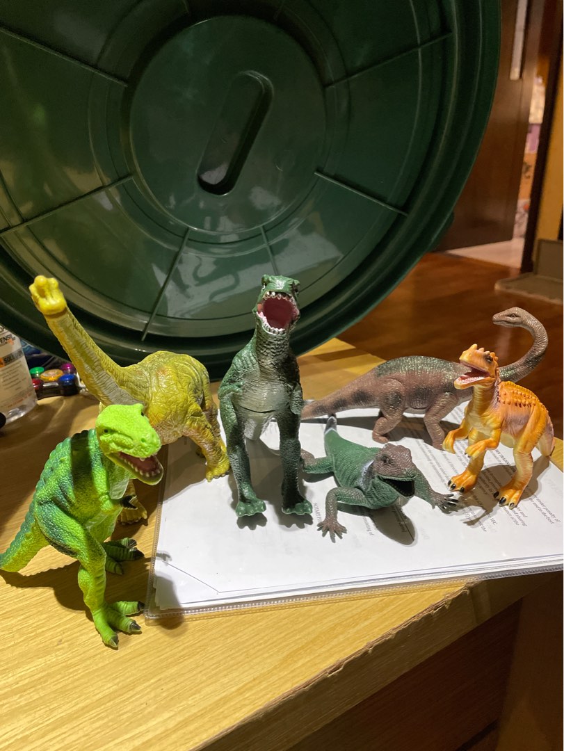 Assorted dinosaurs, Hobbies & Toys, Toys & Games on Carousell