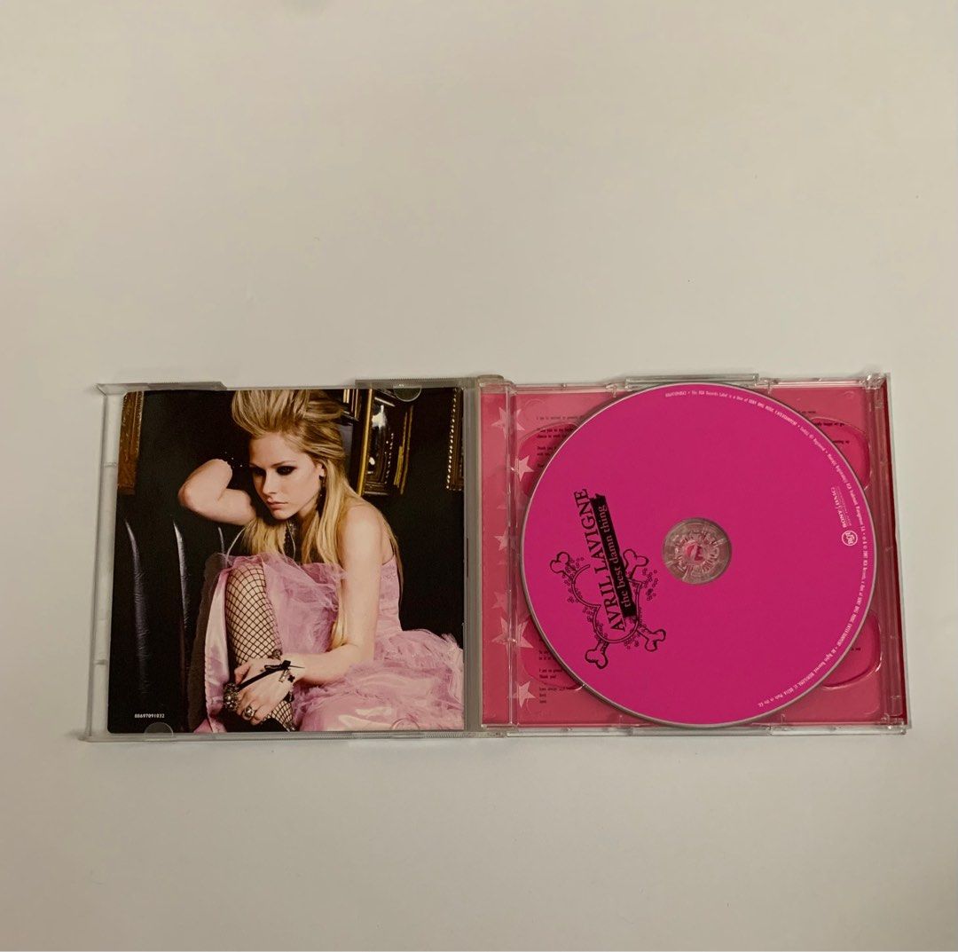 Avril Lavigne CD DVD the best damn thing , 興趣及遊戲, 音樂、樂器 & 配件, 音樂與媒體 - CD 及 DVD - Carousell