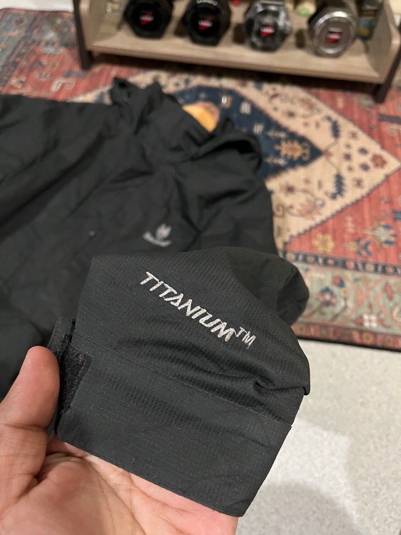 Beowulf Waterproof Mountain Outdoor Jacket / Black /XL to XXL, Men's ...