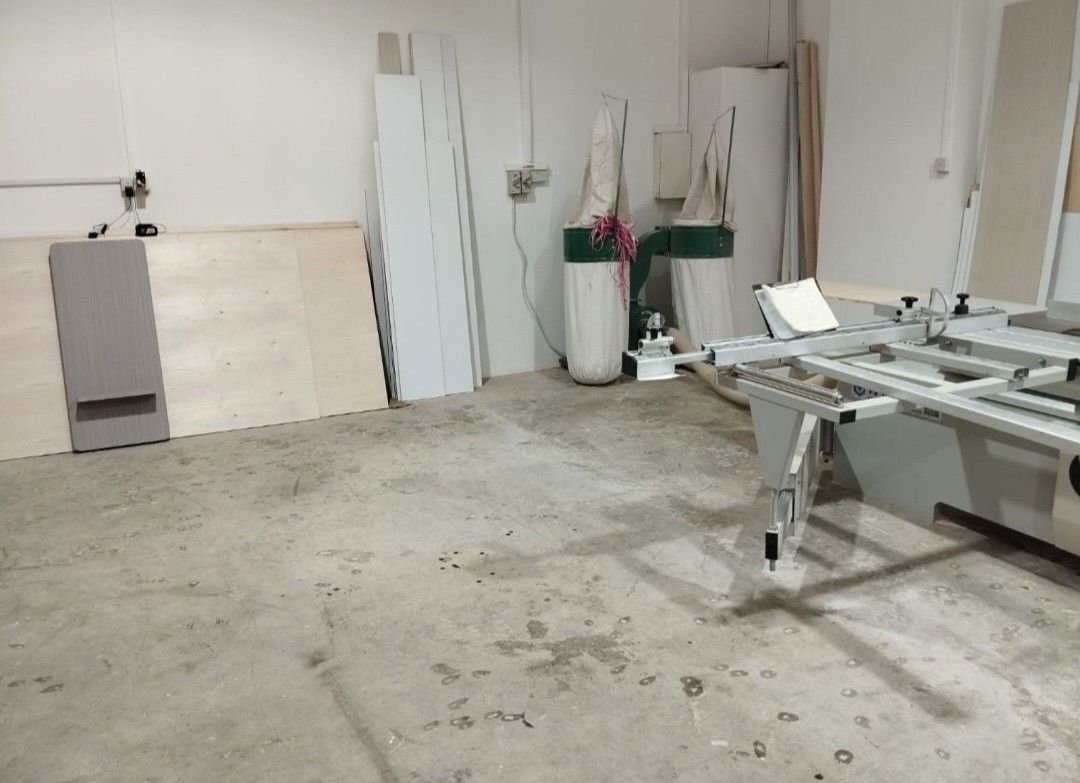 Carpentry workshop to take over, Home Services, Renovations, Carpentry ...