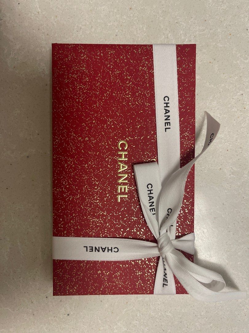 Chanel red packets - 5 units, Hobbies & Toys, Stationery & Craft, Other ...