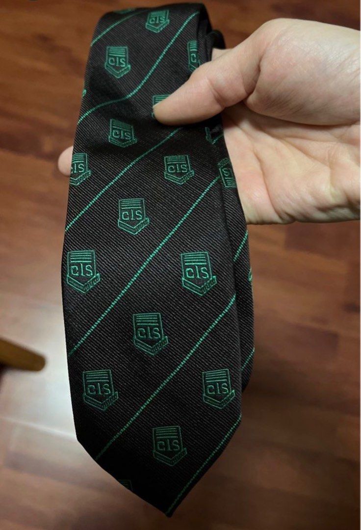 Clementi Town Secondary School Tee & tie, Men's Fashion, Activewear on ...