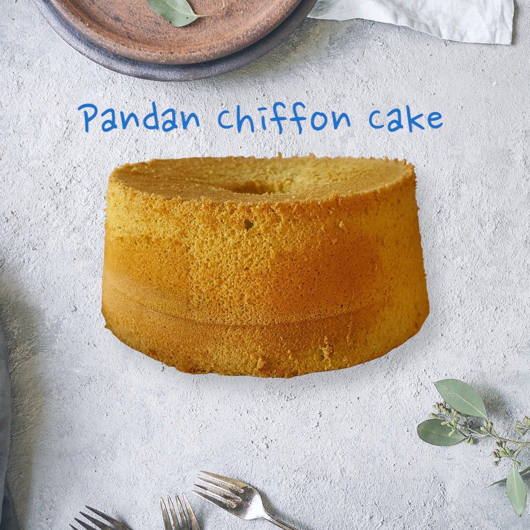 CNY Homemade Pandan Cake, Food & Drinks, Homemade Bakes on Carousell