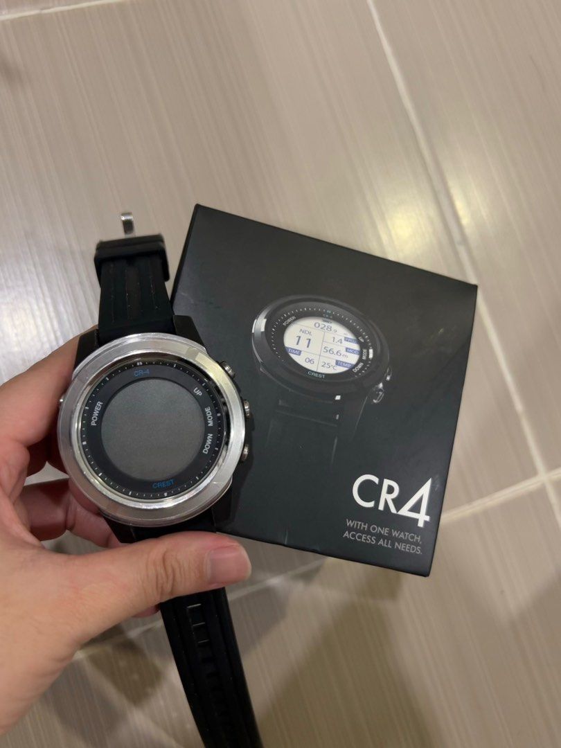 Crest CR4, Mobile Phones & Gadgets, Wearables & Smart Watches on Carousell