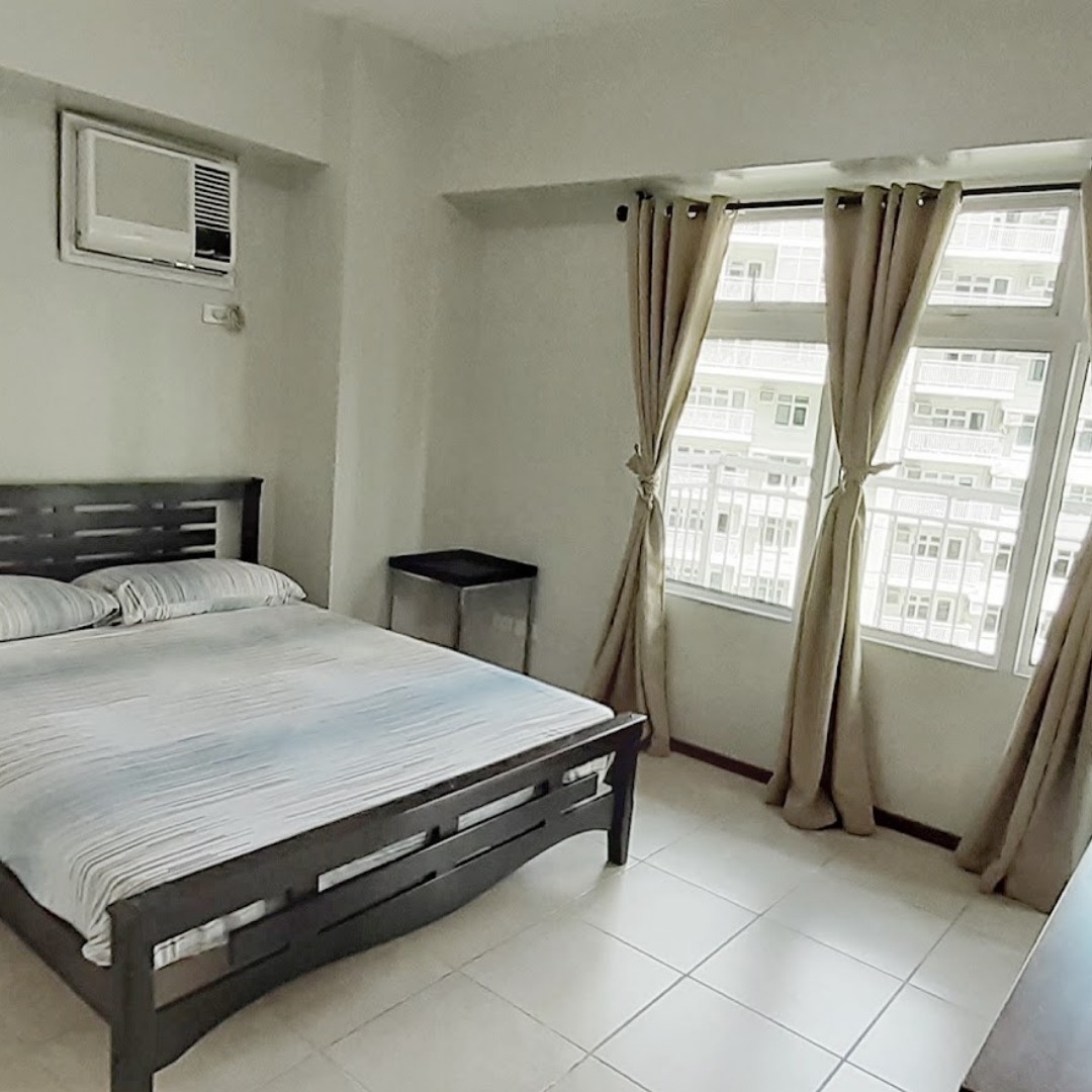 FOR SALE! Fully furnished Studio Facing the Garden ENCINO Tower Two Serendra BGC, Property, For ...