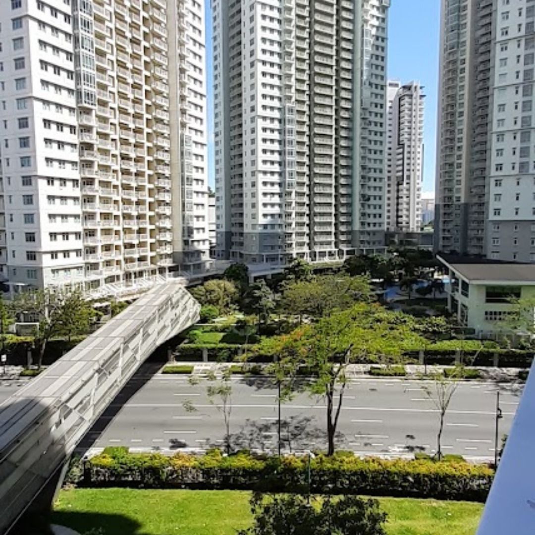 FOR SALE! Fully furnished Studio Facing the Garden ENCINO Tower Two ...