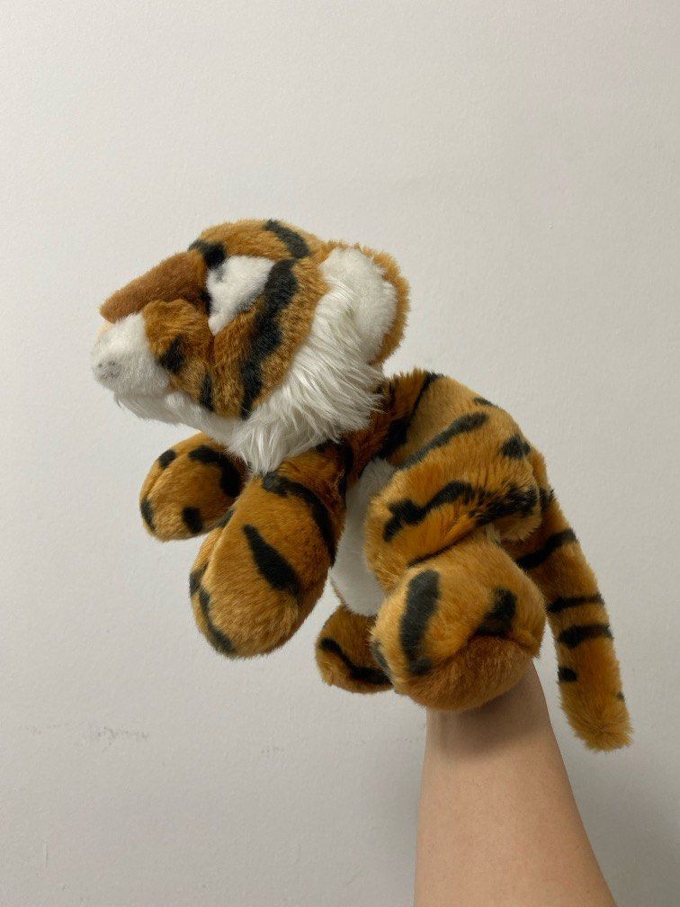 Lion and Tiger Puppet, Hobbies & Toys, Toys & Games on Carousell
