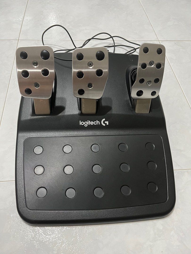 Logitech G29 Steering Wheel with pedals and H-Shifter, Video Gaming ...