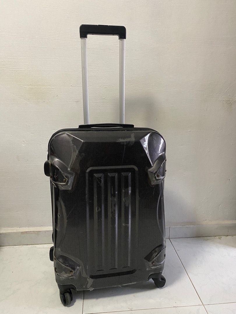 Luggage Bag , carry 20kg to 25kg, Hobbies & Toys, Travel, Luggage on ...
