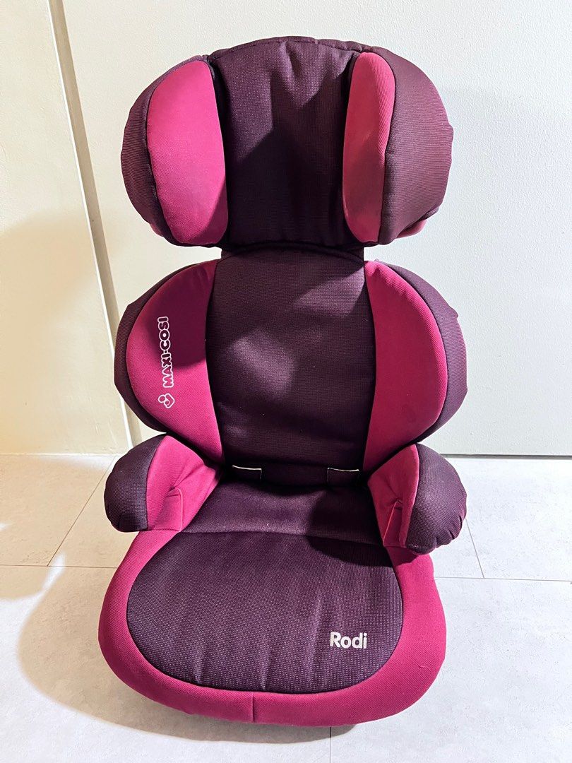 Maxi Cosi Car booster seat with back rest, Babies & Kids, Going Out ...