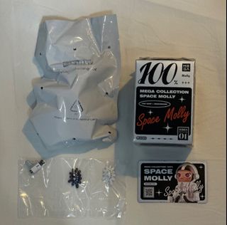 POP MART MEGA Collection 100% Space Molly Series 1, Hobbies & Toys ...