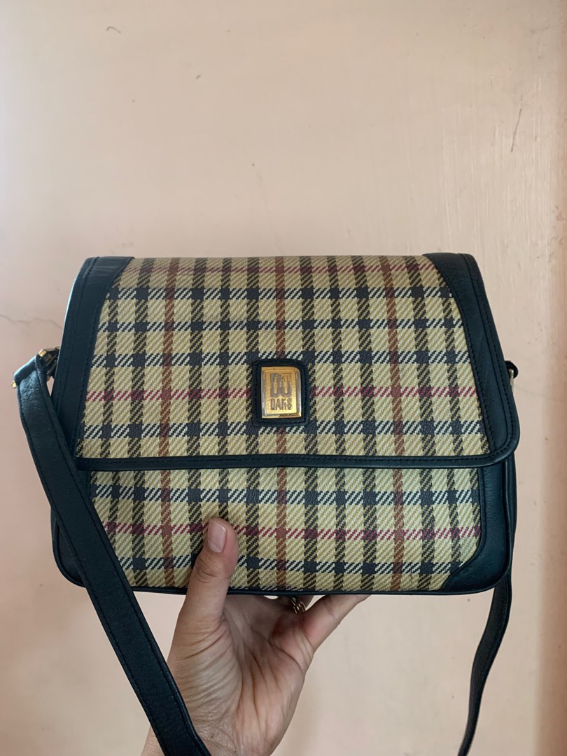 Original Daks Vintage Sling Bag, Women's Fashion, Bags & Wallets, Cross-body Bags on Carousell