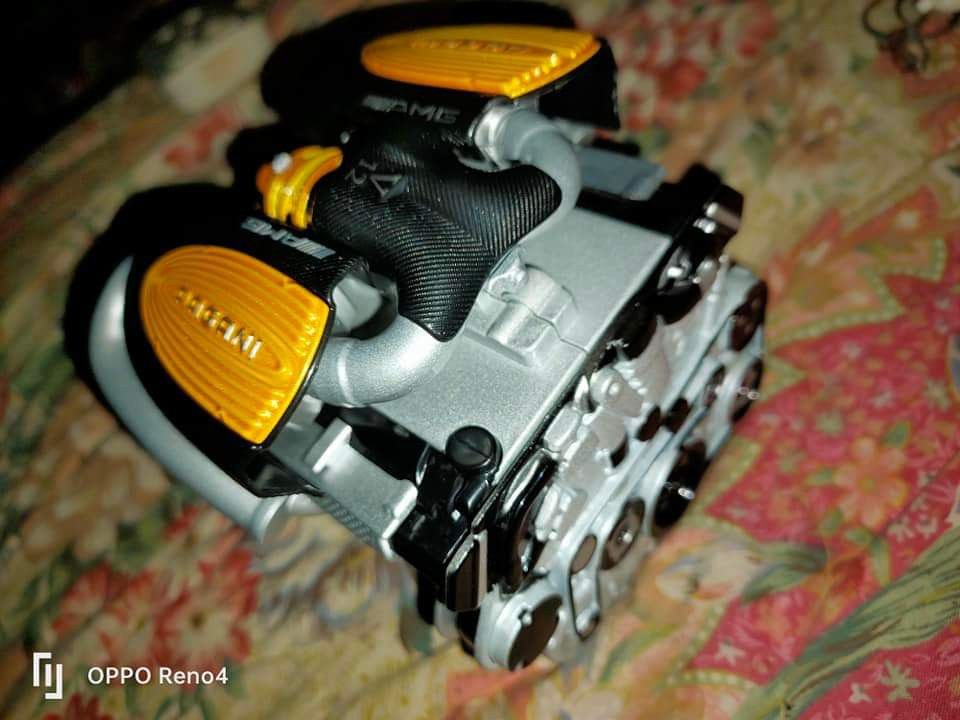 Pagani Mercedes AMG M158 engine, Hobbies & Toys, Memorabilia ...