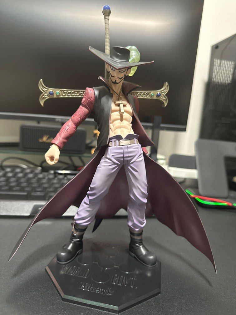 Portrait of pirate (POP) megahouse one piece Mihawk version 1, Hobbies ...
