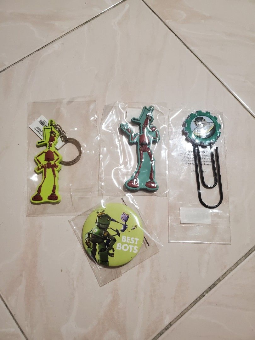 ROBOTS Stationery Bundle, Hobbies & Toys, Stationery & Craft ...