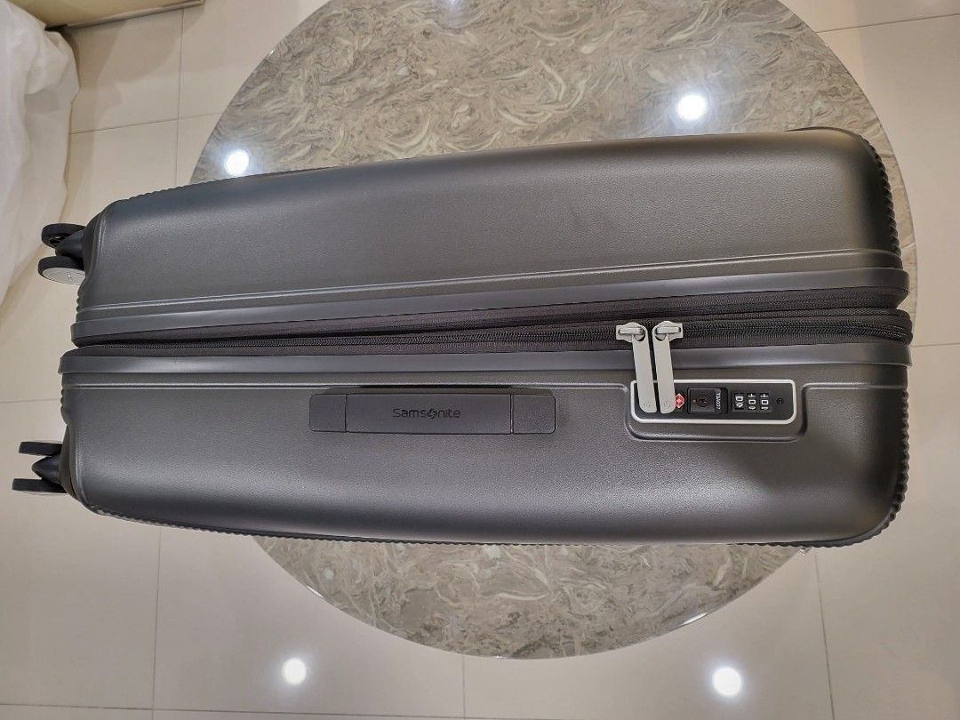 Samsonite ENWRAP SPINNER 68/25 EXP luggage (2 Pieces), Hobbies & Toys ...