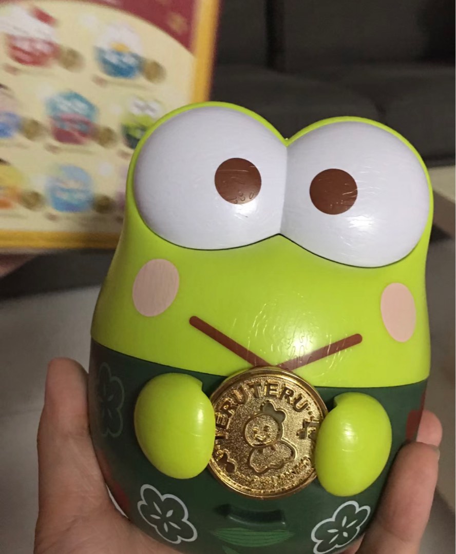 Sanrio 7-11 coin bank , Hobbies & Toys, Toys & Games on Carousell