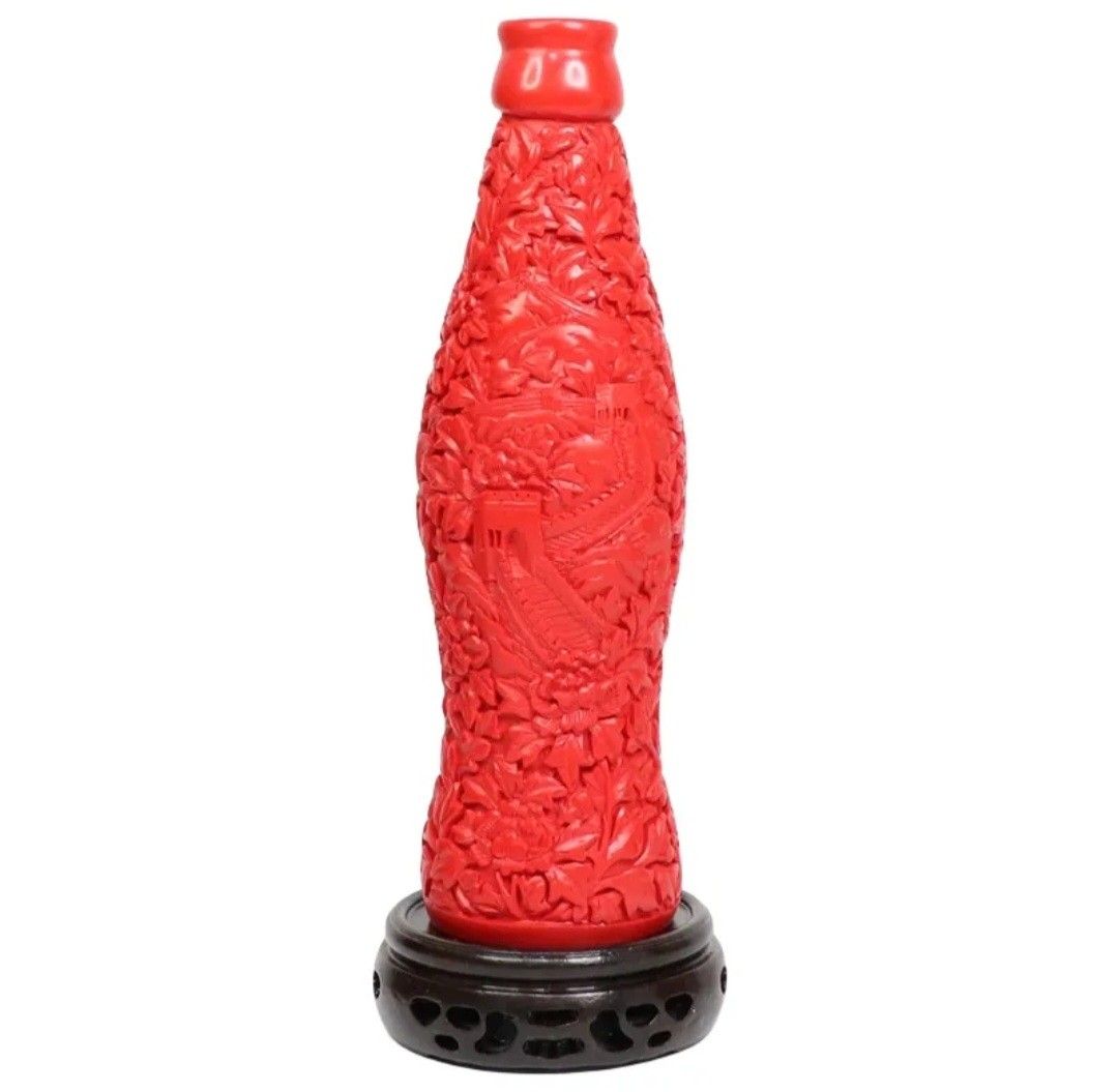 Scarce Rare Unique Coca Cola Bottle with yhe Amazing Great Walls of ...