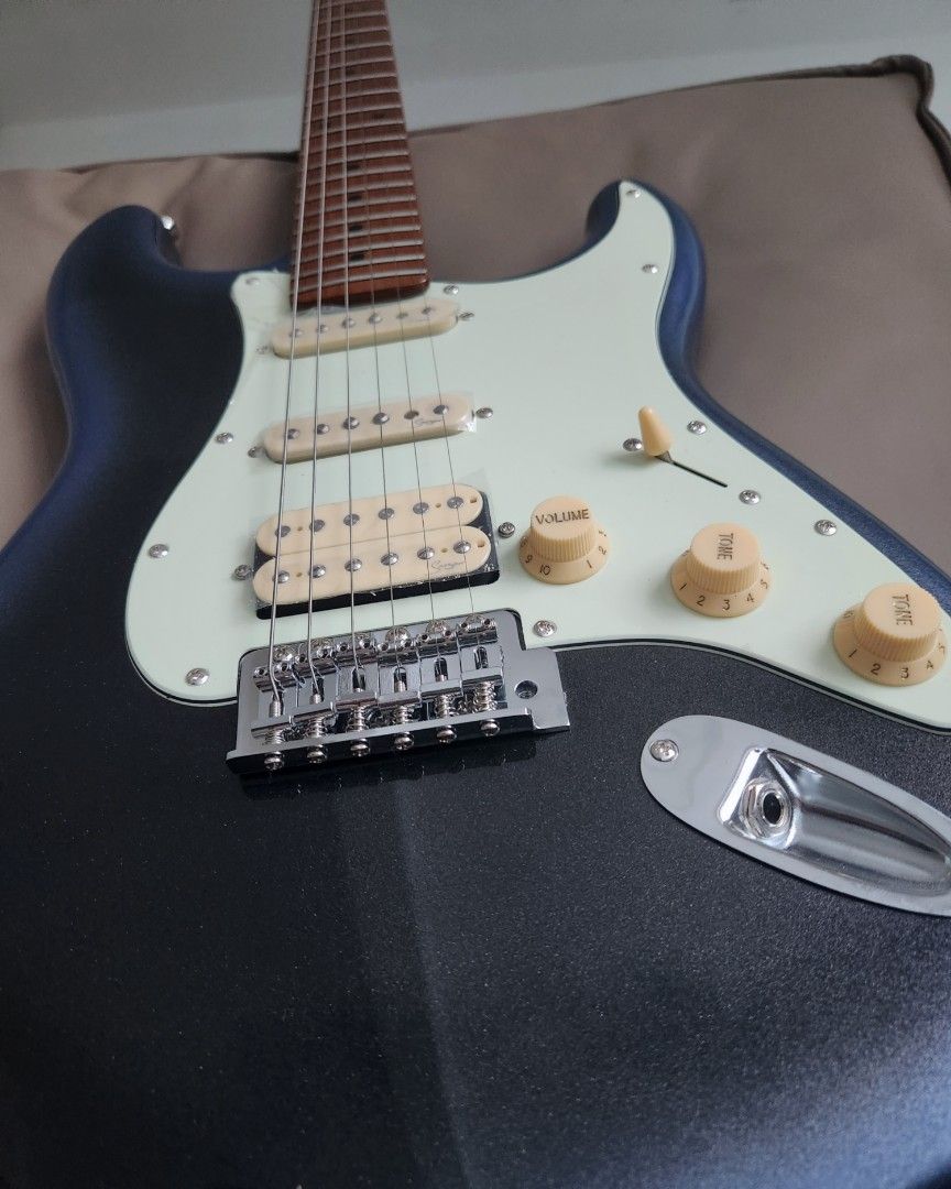 Beginner Guitar Smiger L-G2 PRO Stratocaster Electric Guitar, Hobbies ...