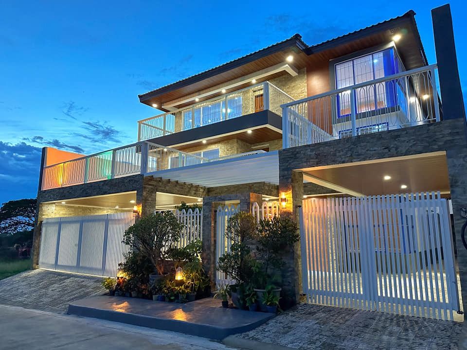 The Orchard Golf and Country Club Brand New House Dasmarinas Cavite ...