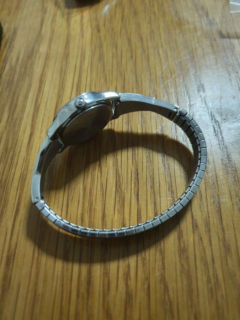 Timex Stretchable Bangle Watch, Women's Fashion, Watches & Accessories ...