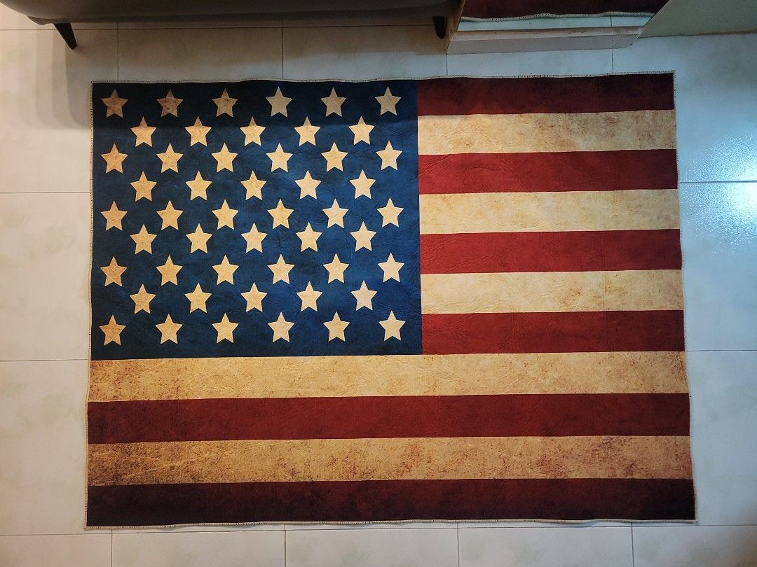 Vintage Carpet (USA Flag), Furniture & Home Living, Home Decor, Carpets ...