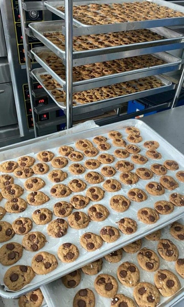 Viral Sea Salt Chocolate Chip Cookies, Food & Drinks, Homemade Bakes on ...