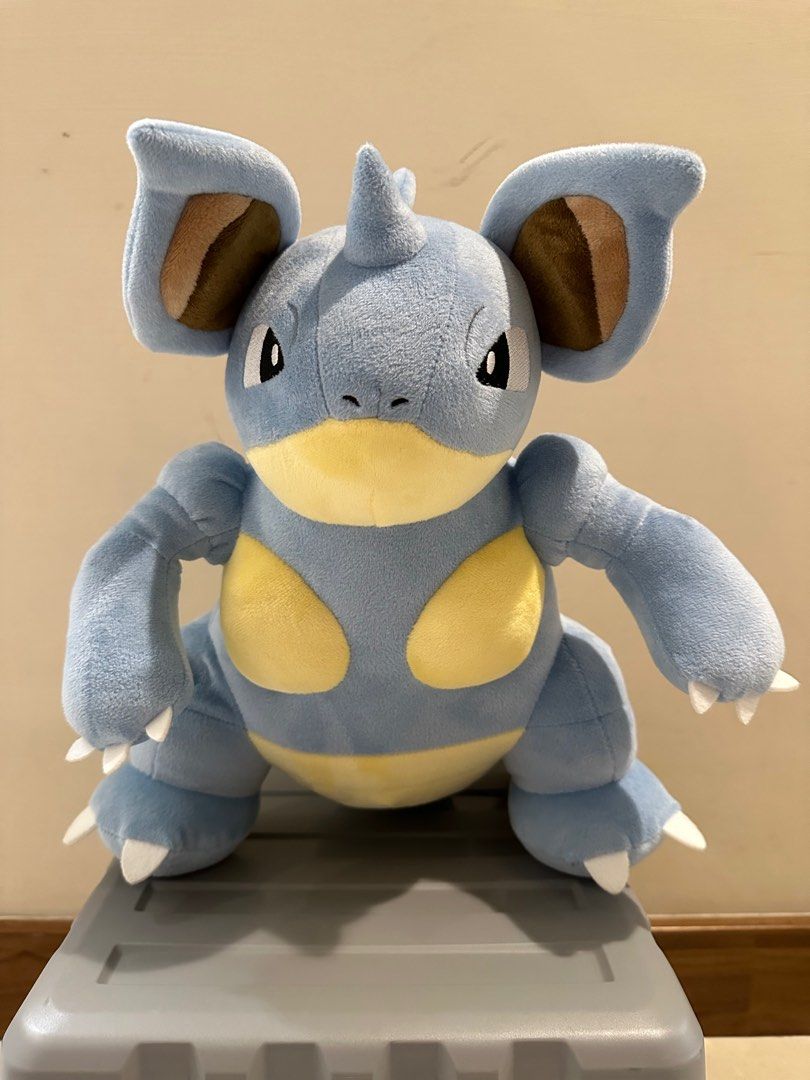 WAYTOFUN 樂玩多 寶可夢 尼多后30cm, 書籍、休閒與玩具, 玩具、公仔、桌遊在旋轉拍賣